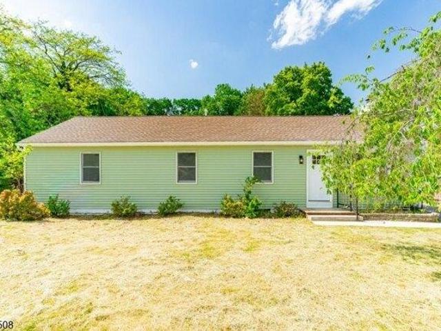 house with 4 bedroom, Hackettstown NJ ES103666332