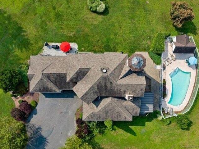 house with 4 bedroom, Haddam CT ES104719712