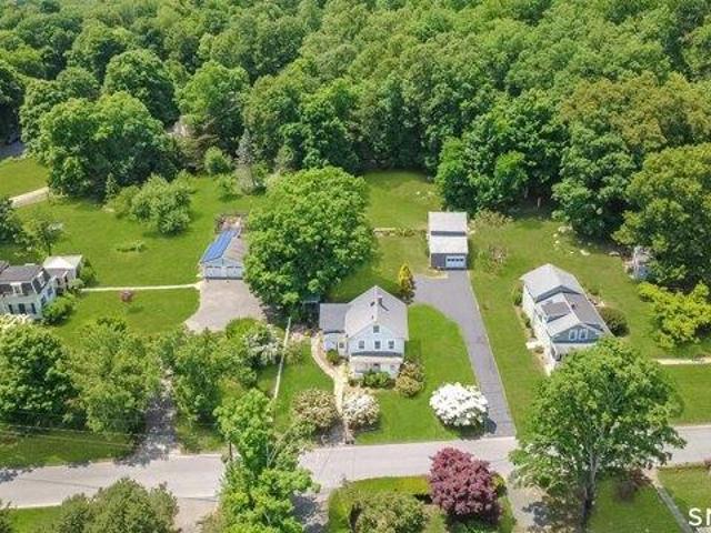 house with 4 bedroom, Haddam CT ES104852630
