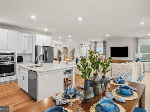 house with 4 bedroom, Hagerstown MD ES104902930