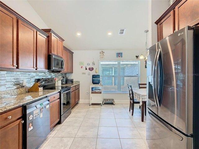 house with 4 bedroom, Haines City FL DS90800821