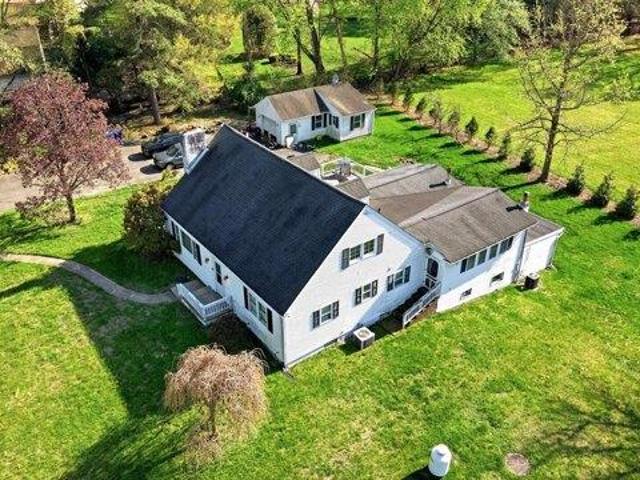house with 4 bedroom, Hainesport NJ DS102775640