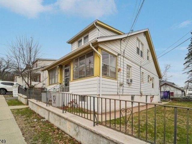 house with 4 bedroom, Haledon NJ DS102726922