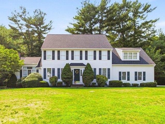 house with 4 bedroom, Halifax MA ES105081304