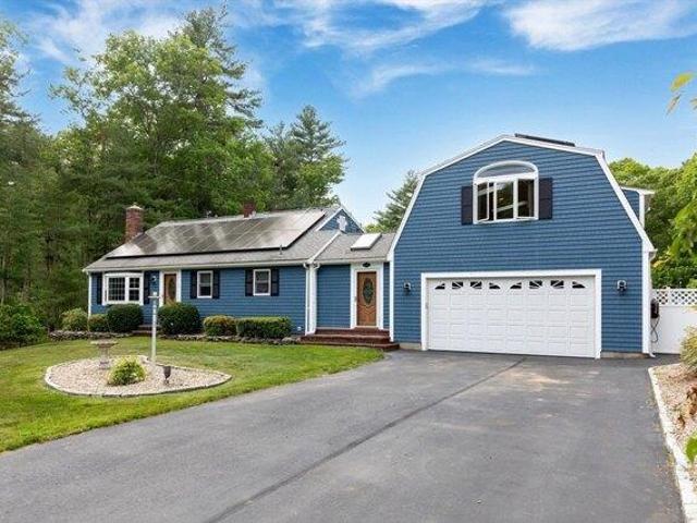 house with 4 bedroom, Halifax MA ES105157926