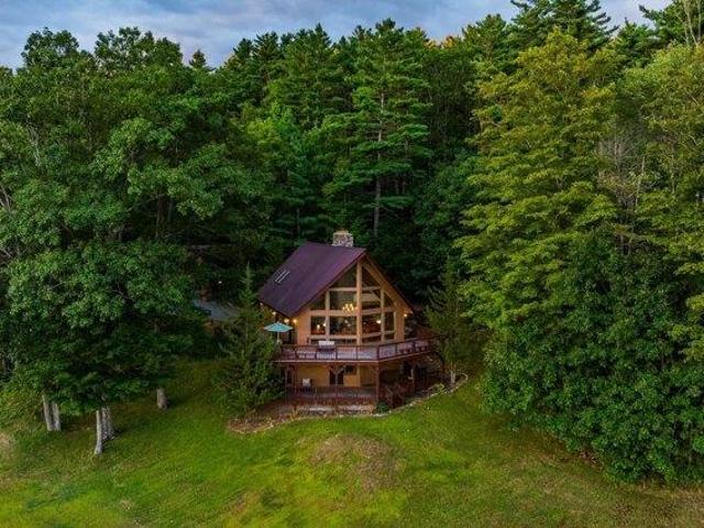 house with 4 bedroom, Hartford VT DS104043436