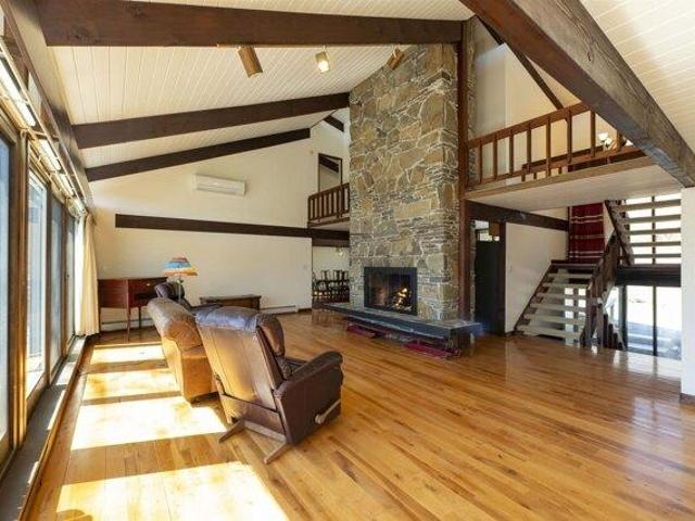 house with 4 bedroom, Hartford VT ES103099333