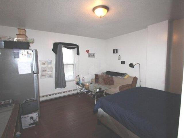 house with 4 bedroom, Hartford CT ELS88930458