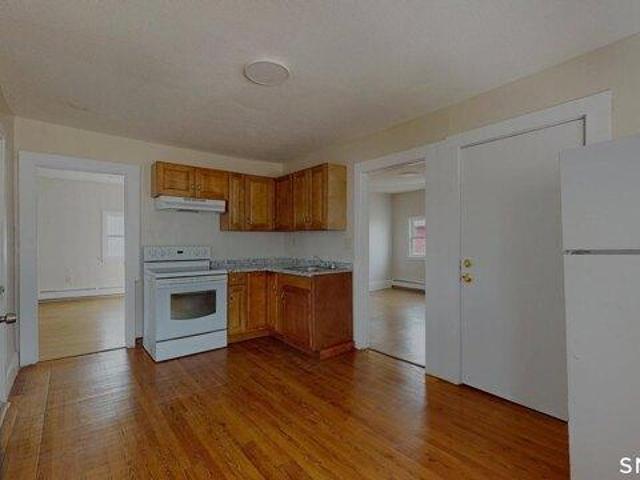 house with 4 bedroom, Hartford CT ES103069222