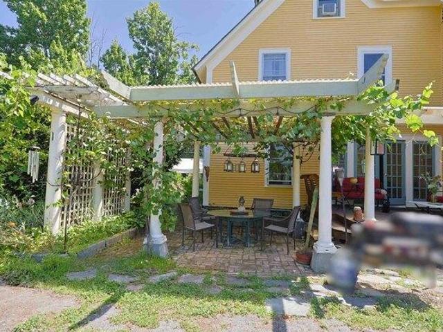 house with 4 bedroom, Hartland VT ES105192351