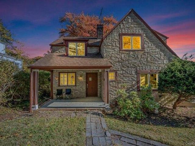 house with 4 bedroom, Hartsdale NY DS101748589