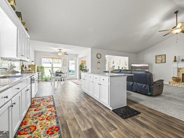 house with 4 bedroom, Hartwell GA DS89646708