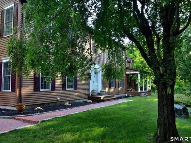house with 4 bedroom, Harwinton CT DS104300089