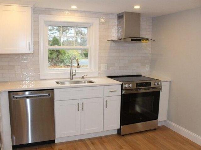 house with 4 bedroom, Harwich MA ES103037897