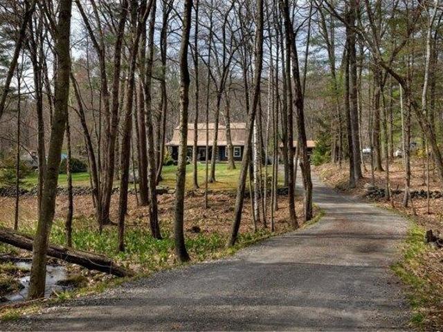 house with 4 bedroom, Hardwick MA DLS102369778