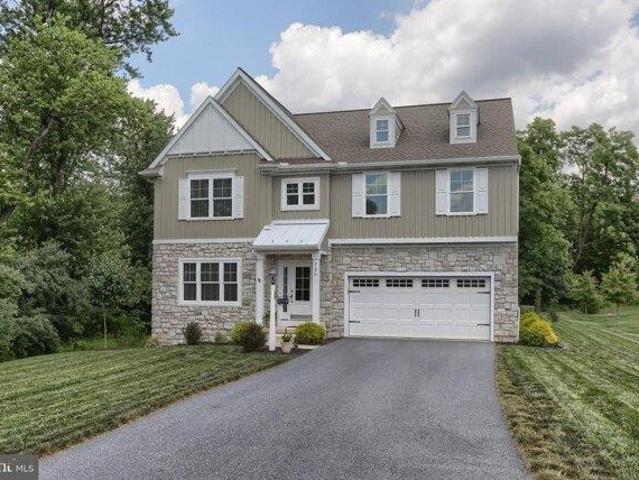 house with 4 bedroom, Harrisburg PA DLS92443203