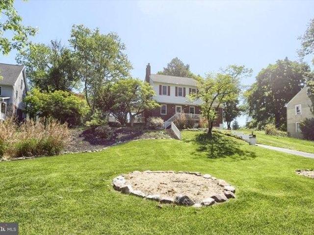 house with 4 bedroom, Harrisburg PA ES103599864