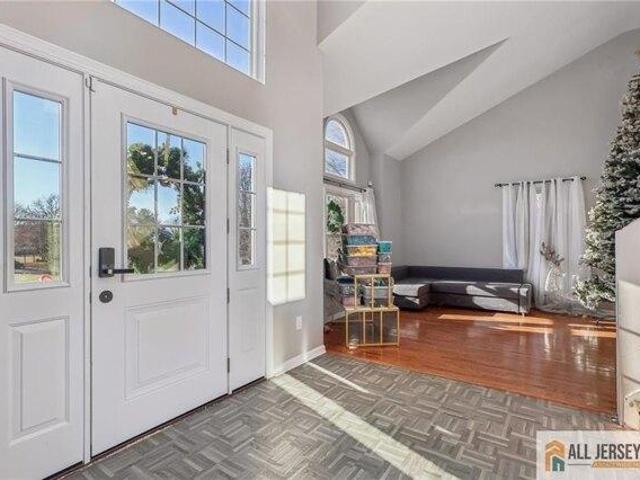 house with 4 bedroom, Harrison NJ ES105207838