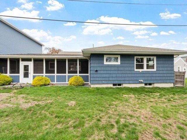 house with 4 bedroom, Haverhill MA DS102412831