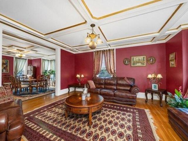 house with 4 bedroom, Haverhill MA DS102476775