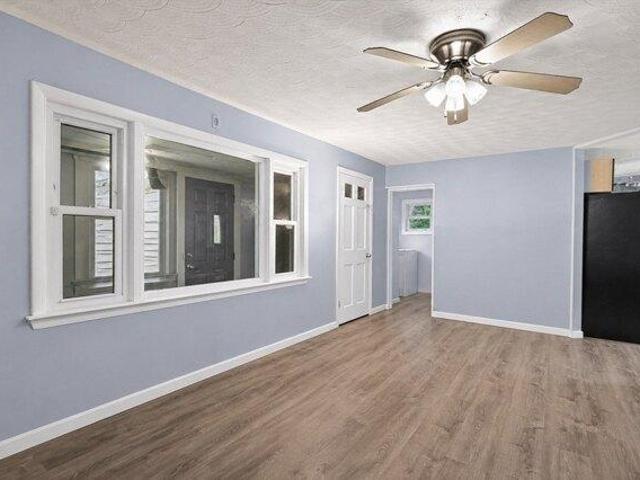 house with 4 bedroom, Haverhill MA DS102583676