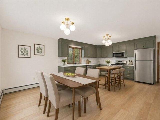 house with 4 bedroom, Haverhill MA ES103222343