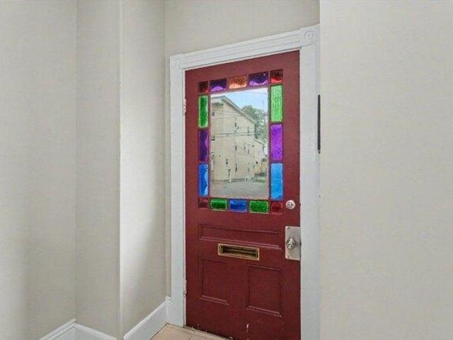 house with 4 bedroom, Haverhill MA ES103248240