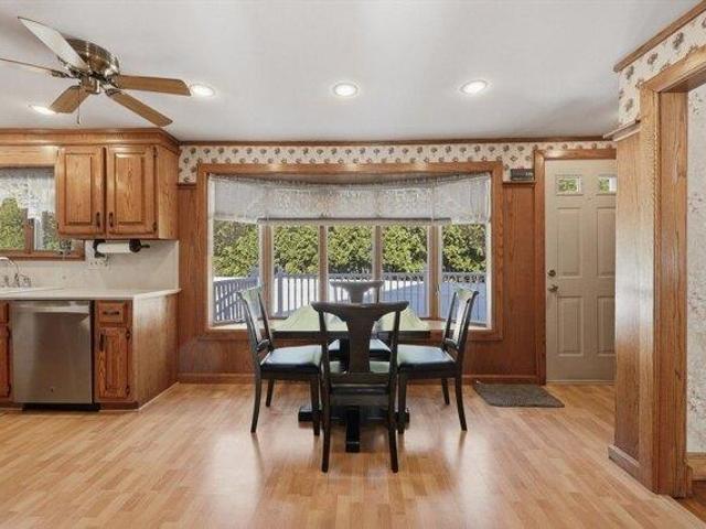 house with 4 bedroom, Haverhill MA ES103251326