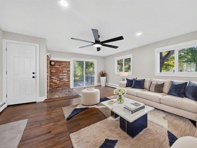 house with 4 bedroom, Haverhill MA ES104411259