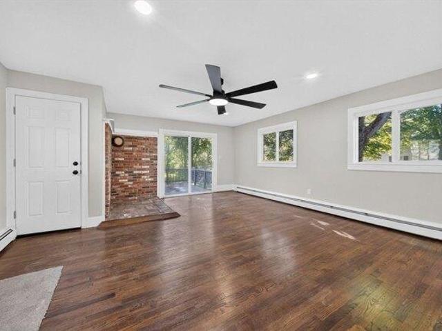 house with 4 bedroom, Haverhill MA ES104811937