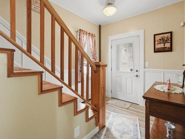 house with 4 bedroom, Haverhill MA ES105060514