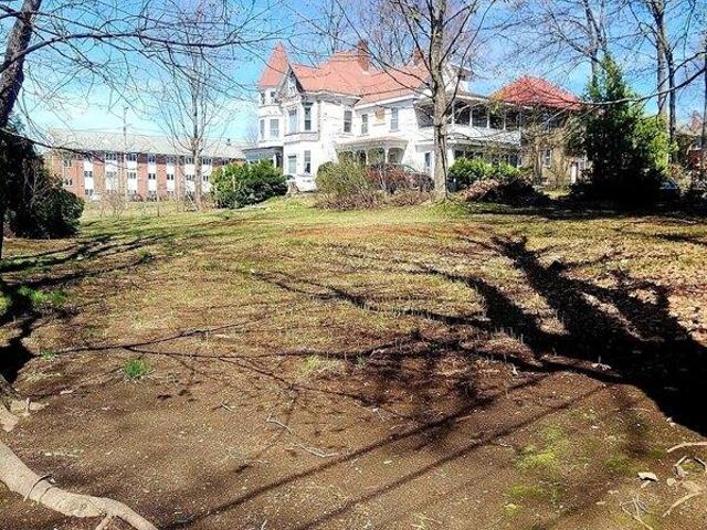house with 4 bedroom, Haverhill MA ES105094918