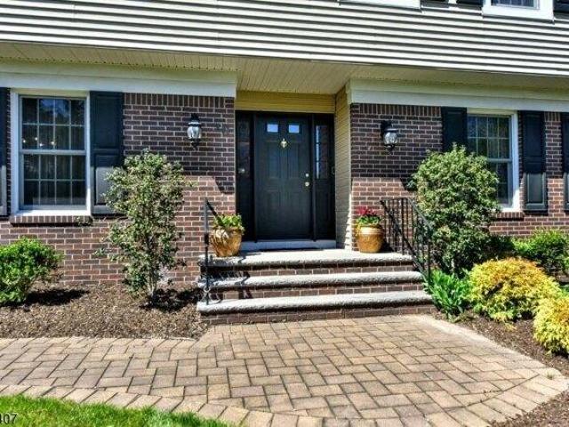 house with 4 bedroom, Hawthorne NJ DLS102477809