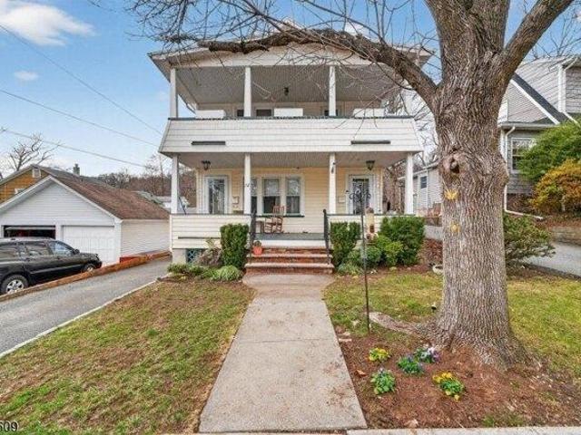 house with 4 bedroom, Hawthorne NJ DLS102531905