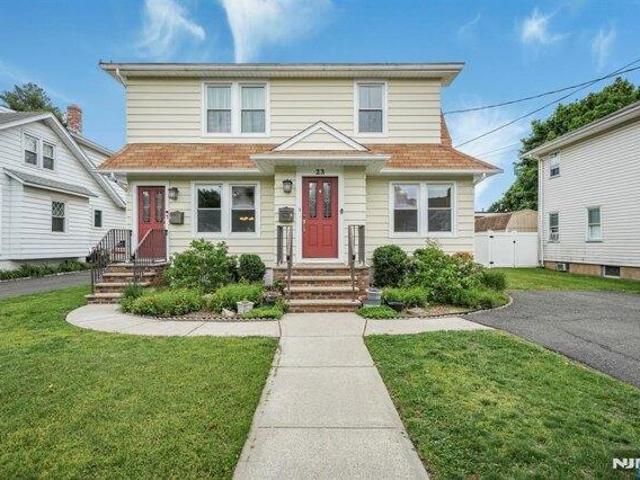 house with 4 bedroom, Hawthorne NJ DS102826107