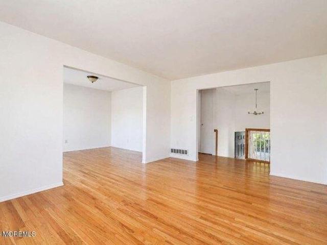 house with 4 bedroom, Hazlet NJ ES105142426