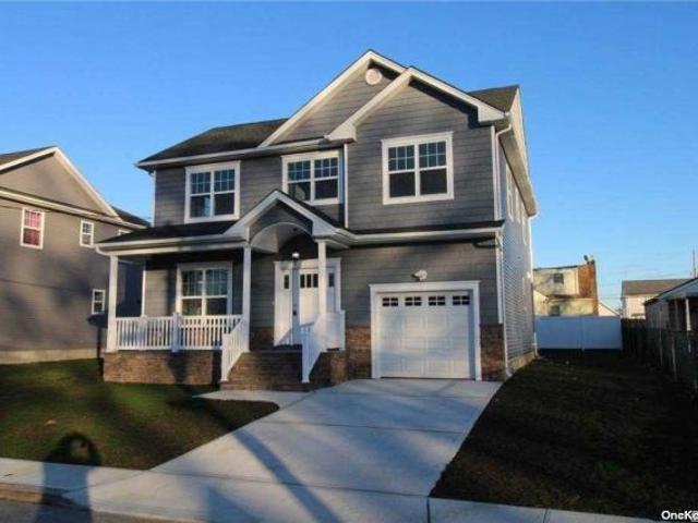 house with 4 bedroom, Hempstead NY DLS72692010