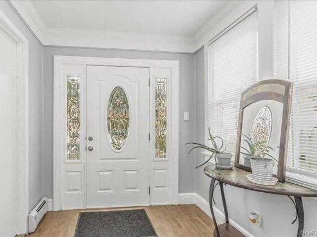 house with 4 bedroom, Hempstead NY ES104922061
