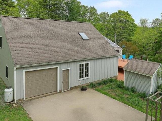 house with 4 bedroom, Henniker NH ES103222538