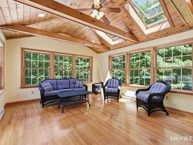 house with 4 bedroom, Hebron CT DS104331255