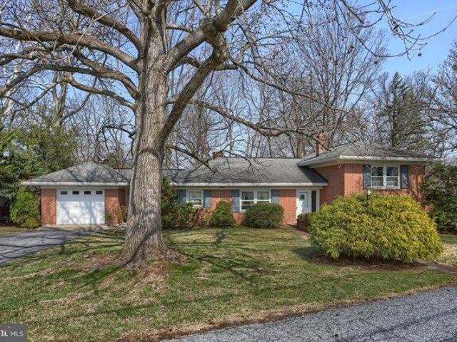 house with 4 bedroom, Hershey PA ES104898754