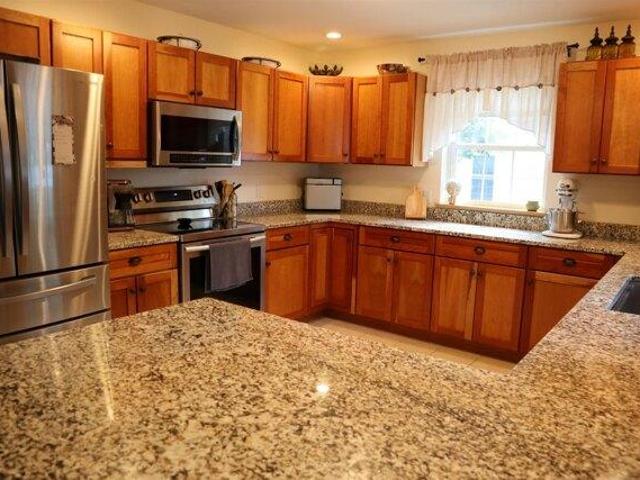 house with 4 bedroom, Hinesburg VT ES104790869