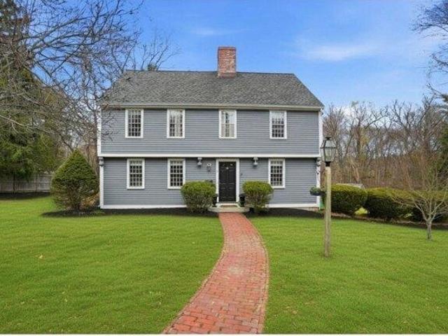 house with 4 bedroom, Hingham MA DLS101801726
