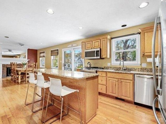 house with 4 bedroom, Hingham MA DLS102281617