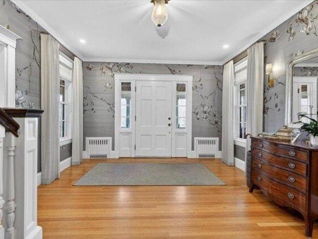 house with 4 bedroom, Hingham MA DLS102801445