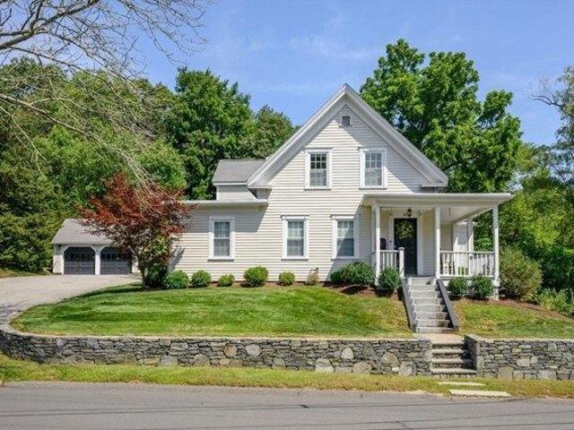 house with 4 bedroom, Hingham MA DLS103128026