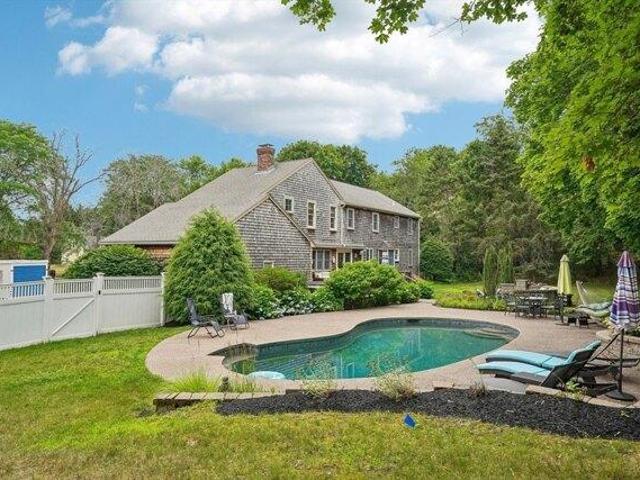 house with 4 bedroom, Hingham MA DS104152032