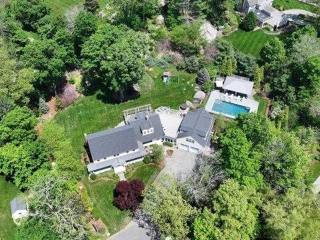 house with 4 bedroom, Hingham MA DS104191913