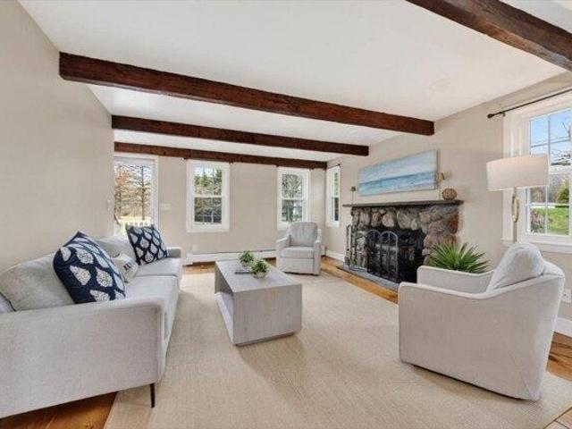 house with 4 bedroom, Hingham MA DS102593162