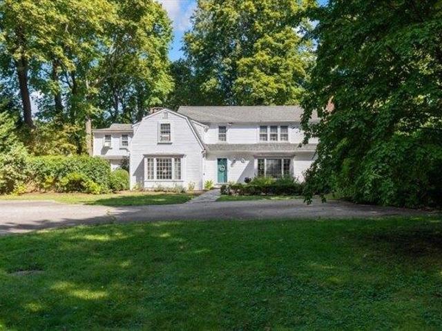 house with 4 bedroom, Hingham MA DS102708634